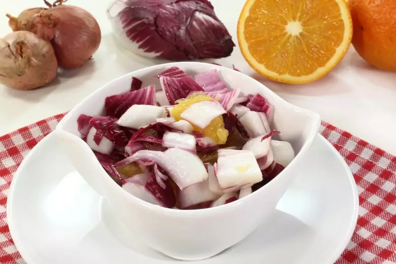 Ensalada de chicoria fácil