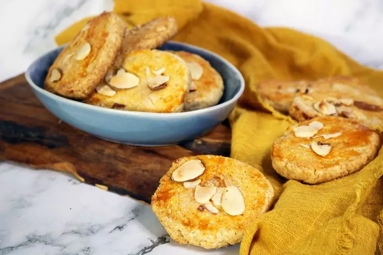 Brussels almond slices