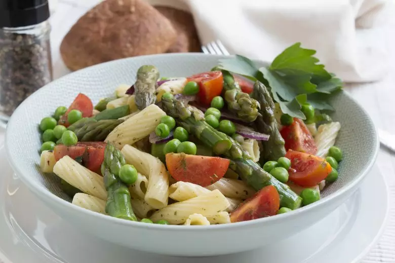 Isaladi ye-Asparagus yePasta