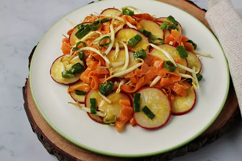 Salad radish na mọstad