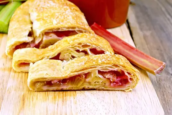 Rhubarb strudel - resept