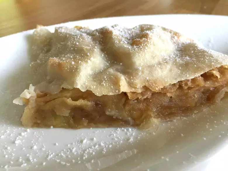 Strudel tat-tuffieħ