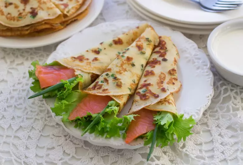 سلمن سان گڏ crepes