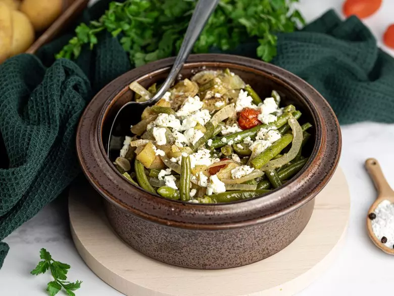 Bounen mat Gromperen a Feta