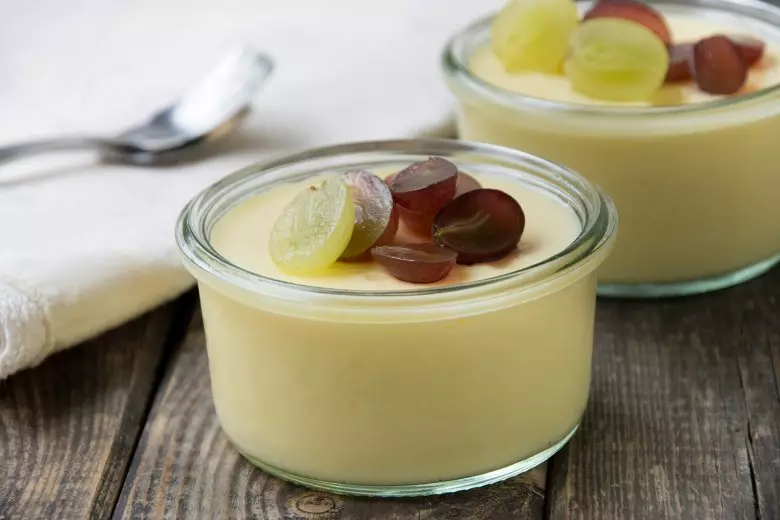 Vanilla curd pudding