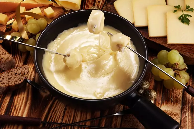 Oorspronklike Switserse kaasfondue