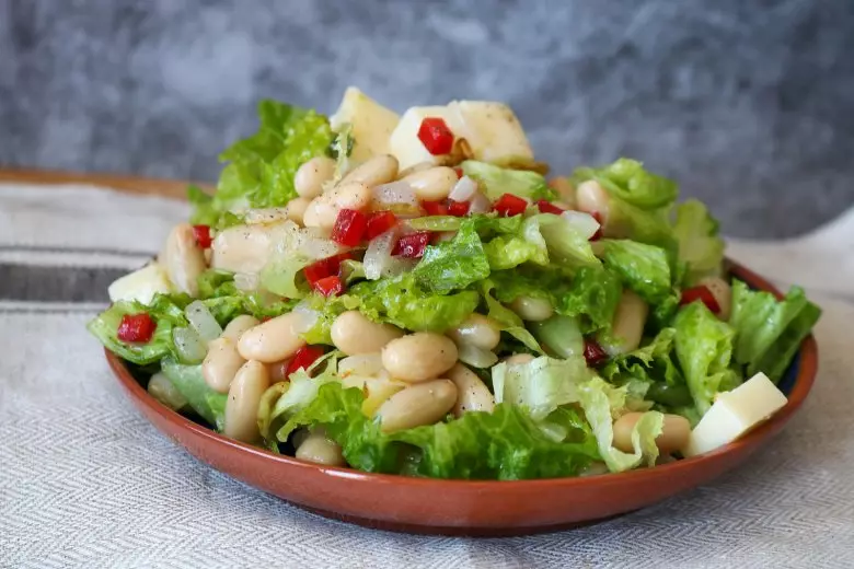 Salada de queijo mexicano