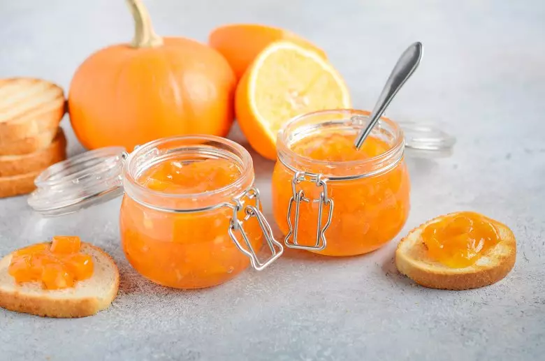 Marmellata di zucca con succo d'arancia