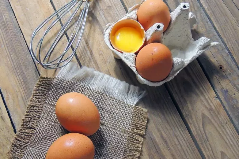 Os ovos garantem que os produtos assados sejam bonitos e fofos.