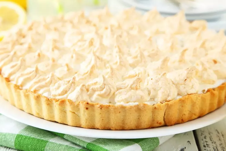 Cottage cheese cake karo meringue