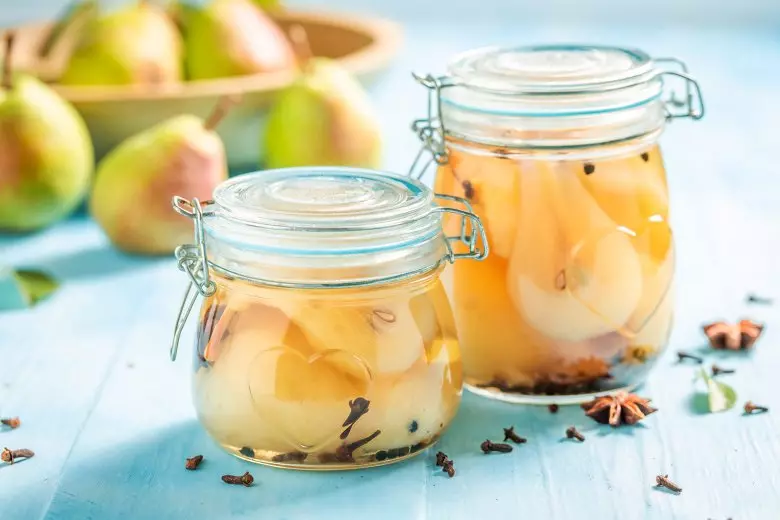 Pickled pears