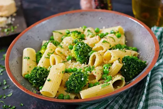 I-Rigatoni kunye ne-broccoli - iresiphi